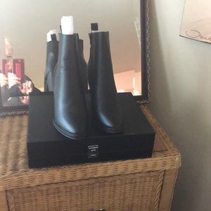 Krush | Shoes | Nwot Krush Black Just Above Ankle | Poshmark
